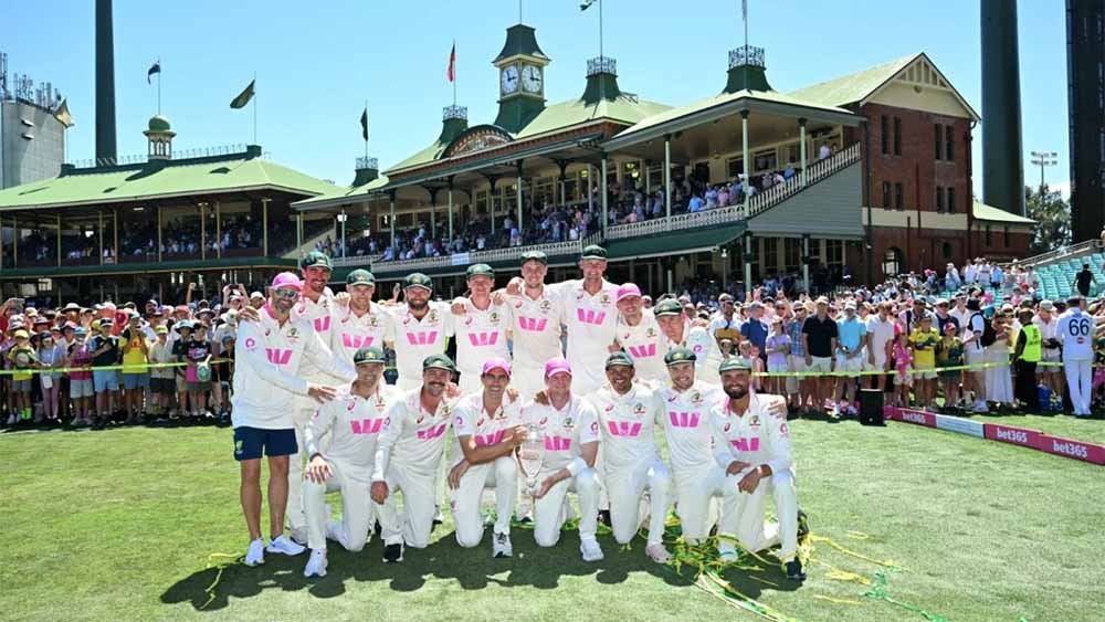 Australia clinch Ashes 4-1 after winning SCG Test by 5 wickets