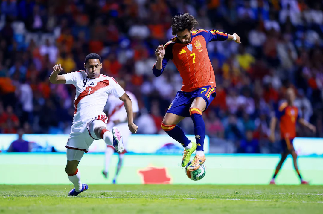 Spain beat Peru 3-1 in friendly as World Cup fever grips Puebla