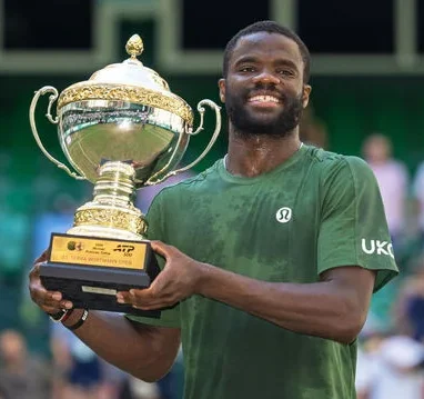 Tiafoe beats Fritz to win on grass in Halle