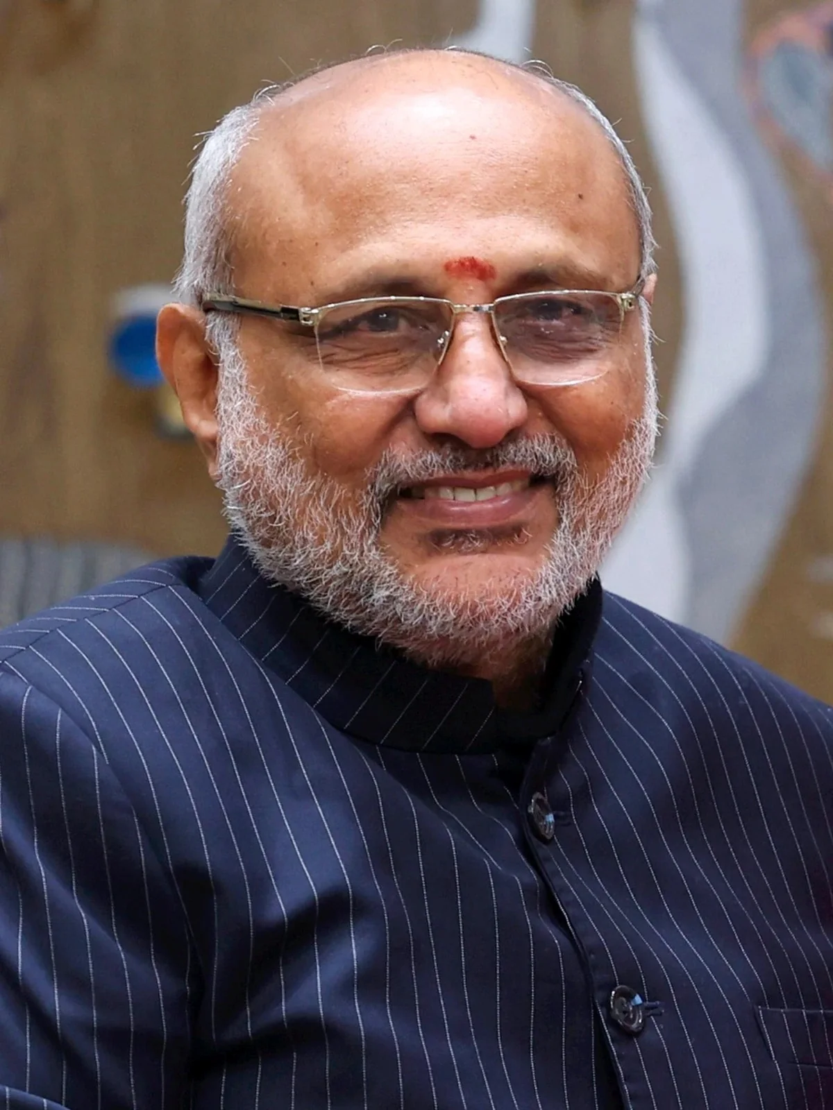 V-P Radhakrishnan warns youth may follow ‘cockroach’ if positive news ...